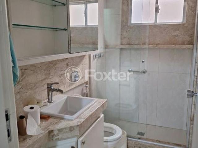 Apartamento, 3 dormitórios, 82 m², em Petrópolis
