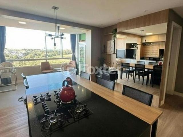 Apartamento, 3 dormitórios, 83 m², em Oriço