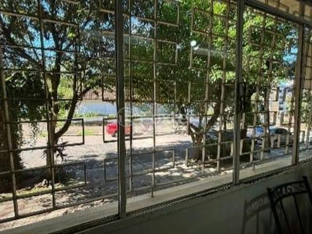 Apartamento, 3 dormitórios, 83 m², em Petrópolis