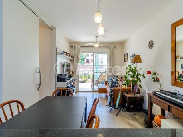 Apartamento, 3 dormitórios, 94 m², em Chácara Inglesa