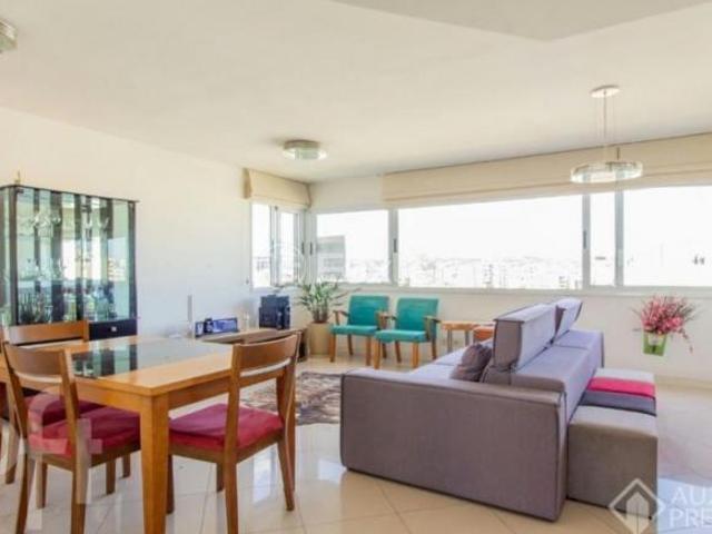 Apartamento, 3 dormitórios, 95 m², em Rio Branco