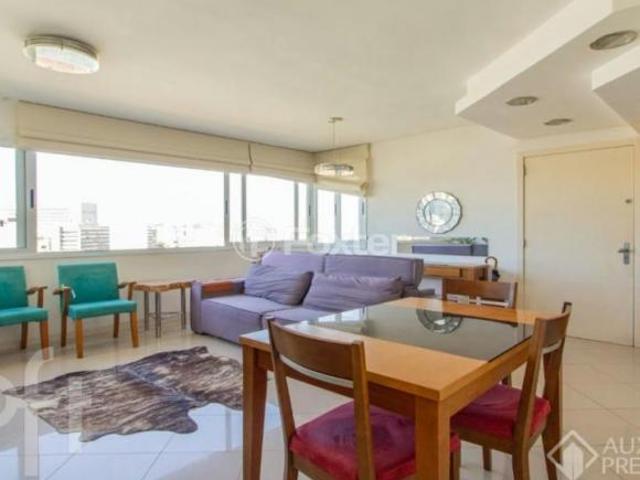 Apartamento, 3 dormitórios, 95 m², em Rio Branco