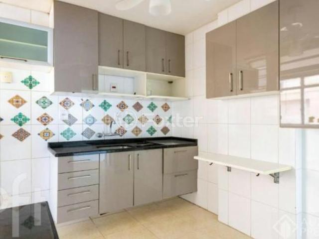 Apartamento, 3 dormitórios, 95.75 m², em Centro Histórico