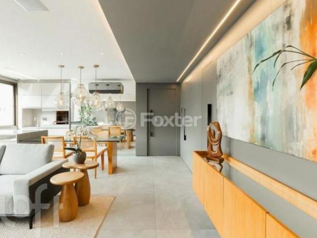 Apartamento, 3 dormitórios, 96.37 m², em Auxiliadora