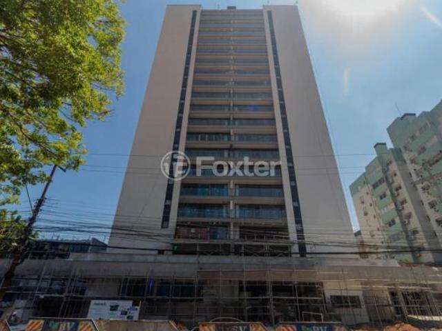 Apartamento, 3 dormitórios, 98 m², em Menino Deus