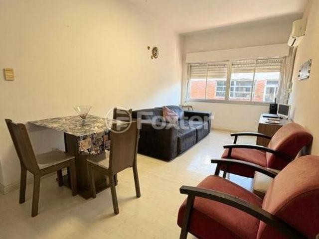 Apartamento, 3 dormitórios, 98 m², em Menino Deus
