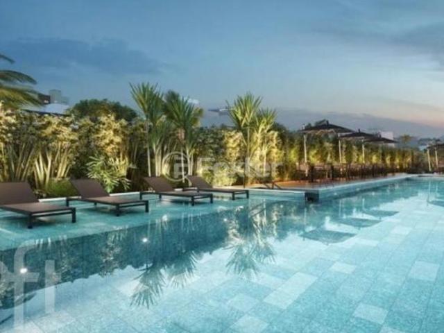 Apartamento, 3 dormitórios, 98 m², em Petrópolis
