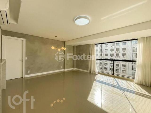 Apartamento, 3 dormitórios, 98.71 m², em Tristeza