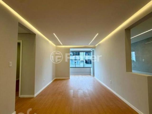 Apartamento, 3 dormitórios, 99.07 m², em Vila Cachoeirinha