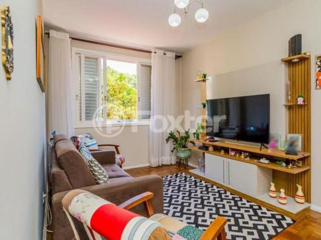 Apartamento, 3 dormitórios, 90 m², em Partenon