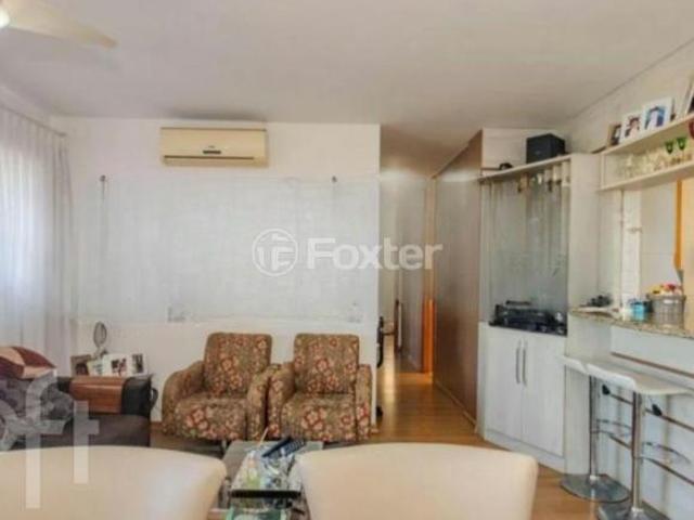 Apartamento, 3 dormitórios, 90 m², em Passo da Areia