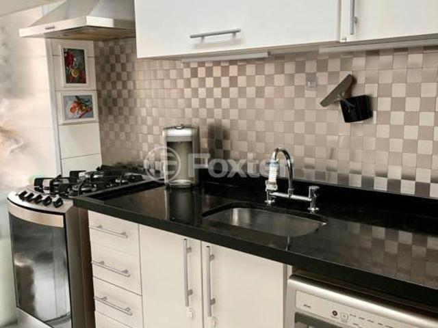 Apartamento, 3 dormitórios, 91 m², em Vila Canero