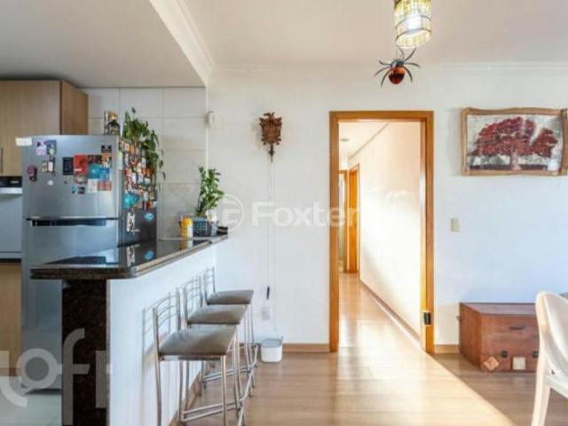 Apartamento, 3 dormitórios, 91.18 m², em Partenon