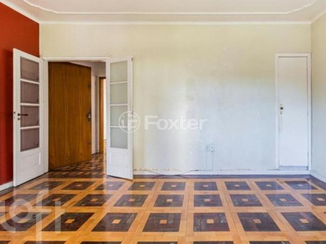 Apartamento, 3 dormitórios, 91.71 m², em Petrópolis