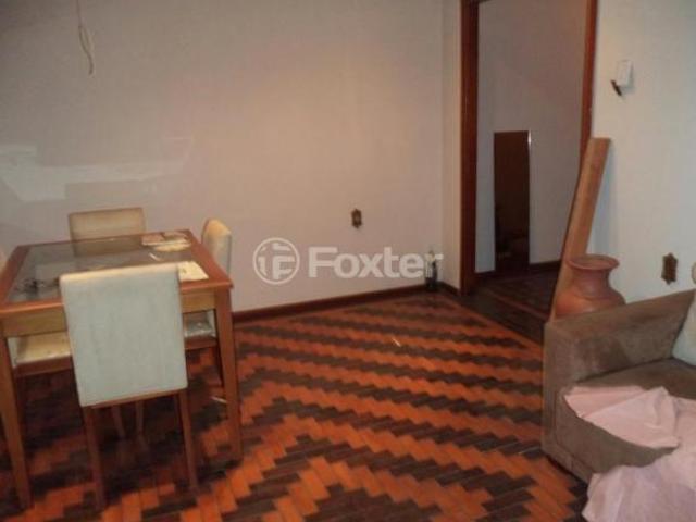 Apartamento, 3 dormitórios, 92 m², em Floresta