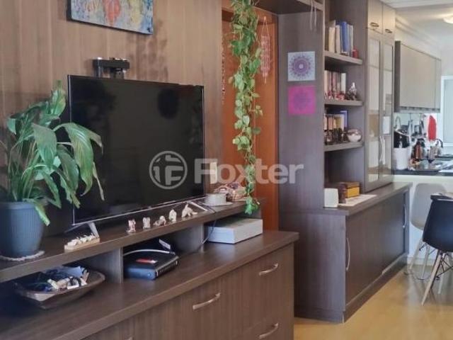 Apartamento, 3 dormitórios, 93 m², em Centro