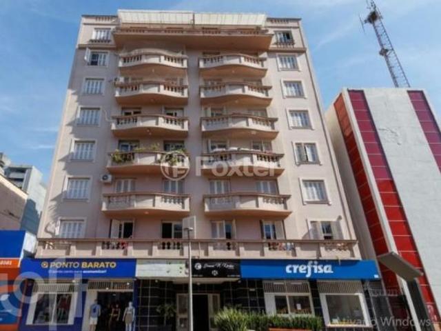 Apartamento, 3 dormitórios, 93.4 m², em Centro