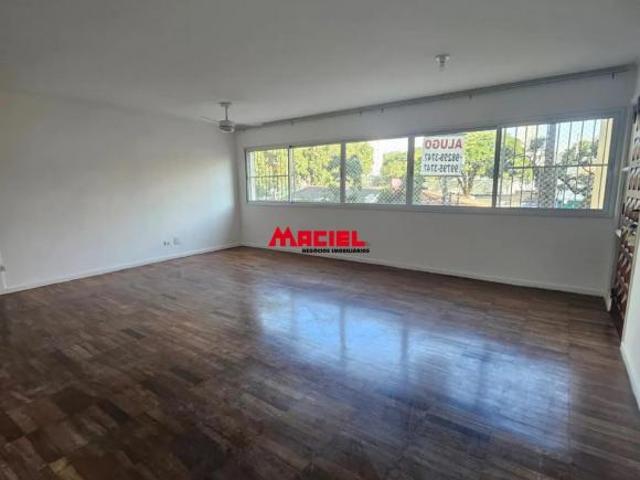 Apartamento 3 dorms com suite e closet na vila adyanna