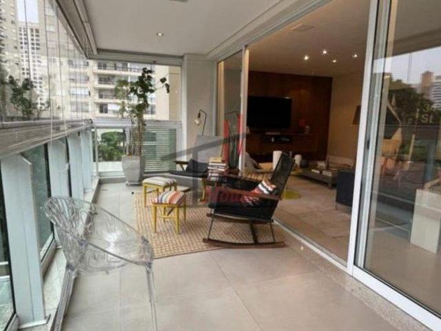 Apartamento 3 doritórios,2 suítes,4 vagas na Mooca