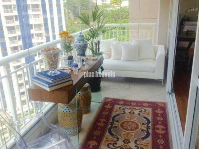 Apartamento 3 Quartos 3 Suites 3 Vagas Deposito Privativo no Panamby!