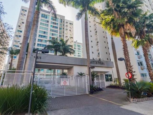 Apartamento 3 quartos, 3 suítes, elevador e 3 vagas bairro Passo da Areia