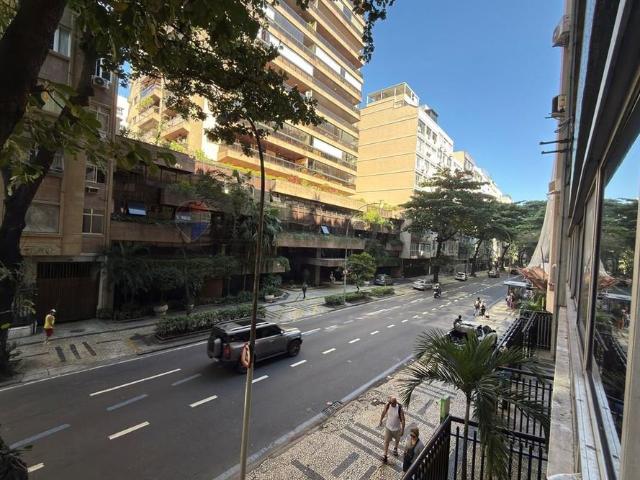 Apartamento 3 Quartos 121m2 Av Rainha Elizabeth da Bélgica Recém Reformado