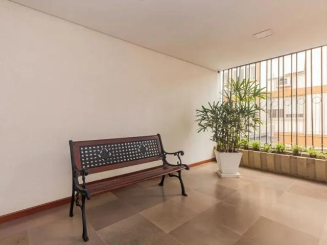 Apartamento 3 quartos, 1 suíte, 2 vagas no Petrópolis