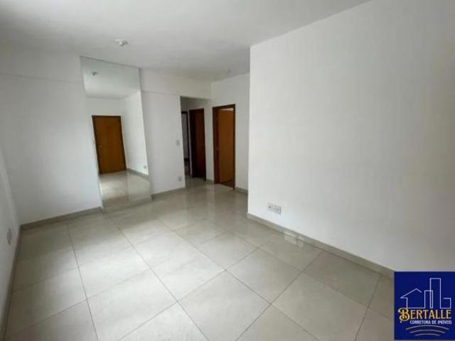 Apartamento 3 quartos, 1 suíte, 70m², em prédio com elevador, 2 vagas cobertas, em localização nobre
