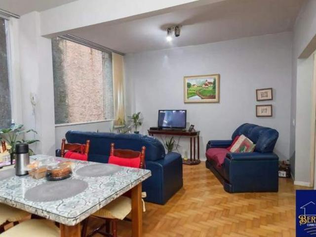 Apartamento 3 quartos, 1 suíte, 96m², em prédio com elevador, 1 vaga de garagem, em localização estr