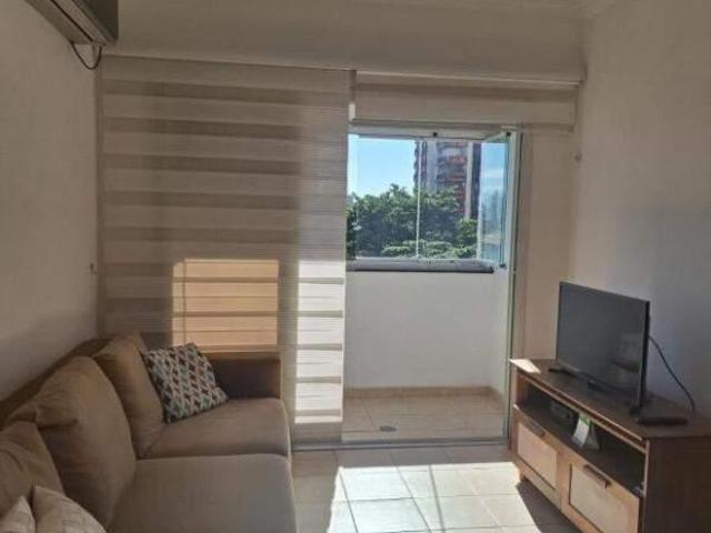 Apartamento 3 quartos, 1 suíte, 1 quadra da praia