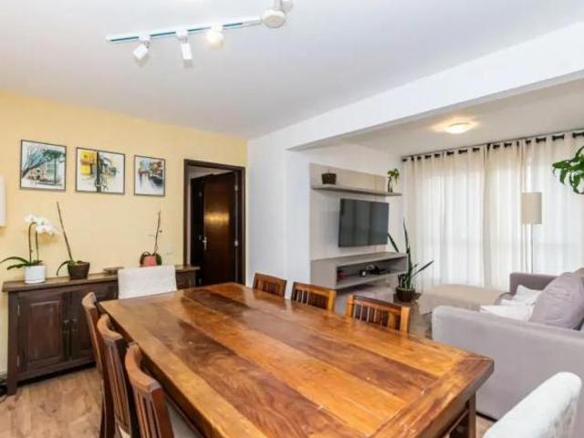 Apartamento 3 quartos 1 suíte 1 vaga de garagem no Ed Allamanda, Água Verde, Cu