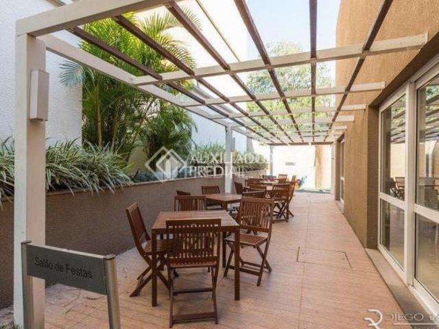 Apartamento 3 quartos, 1 suíte, 2 vagas no condominio Bravo