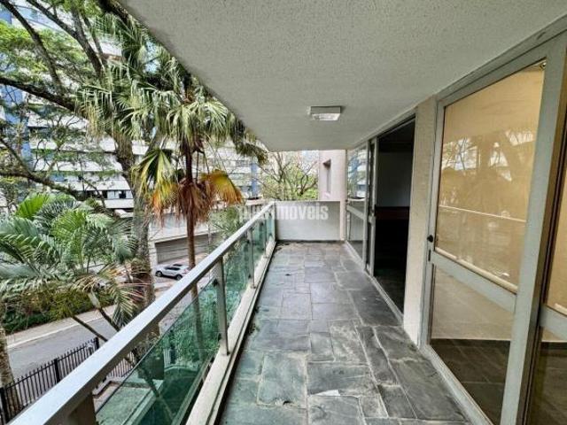 Apartamento 3 Quartos 1 Suite 2 Vagas Deposito no Panamby
