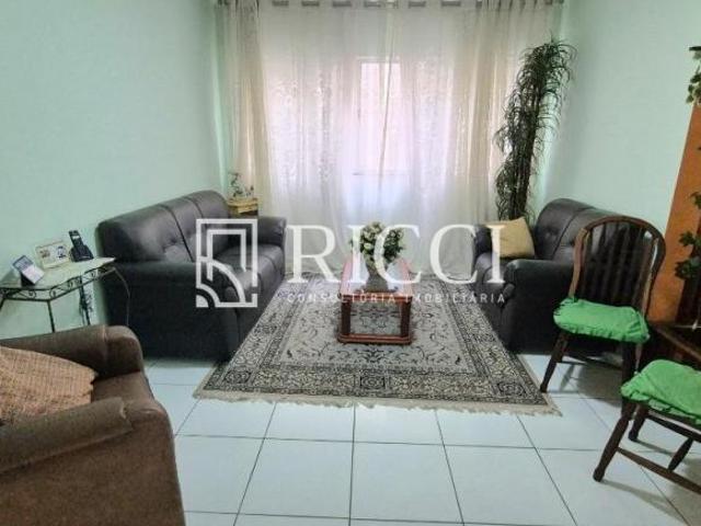 Apartamento 3 quartos 1 suíte no Embaré