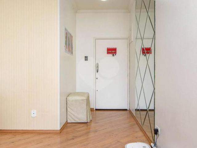 APARTAMENTO 3 QUARTOS / 1 SUITE REFORMADO NO CENTRO COM 112M² PRIVATIVOS