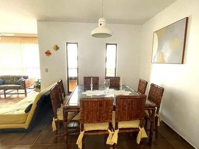 Apartamento 3 quartos 1 suíte sacada vaga Guarujá