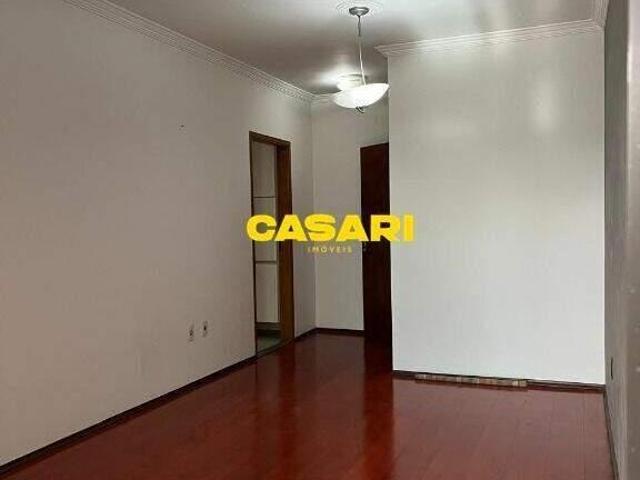Apartamento 3 quartos, 1 suite, sala e sacada, cozinha grande, 2 vagas cobertas, 99m2 Rudge Ramos
