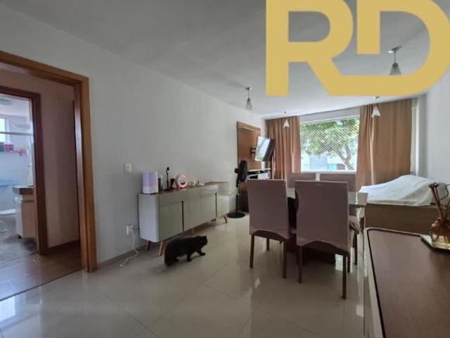 Apartamento 3 quartos, 2 vagas e elevador