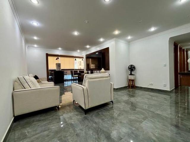 Apartamento 3 Quartos 2 Suites com Lazer lado Praia à Venda na Enseada no Gua.