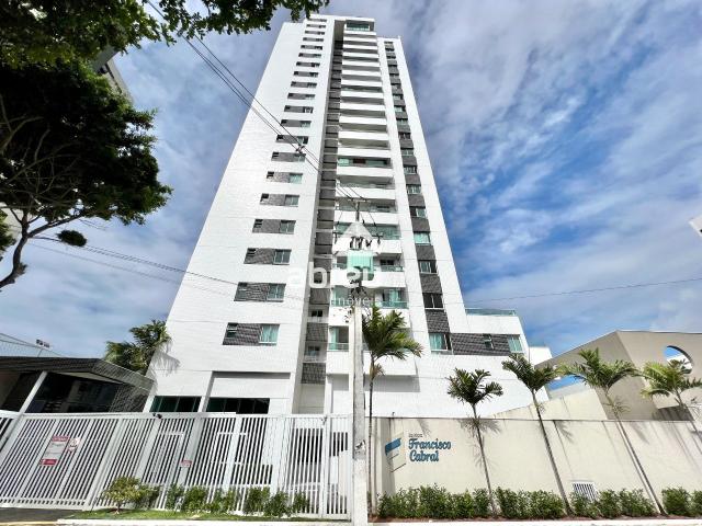 Apartamento 3 Quartos 2 Suítes no Edifício Francisco Cabral Tirol
