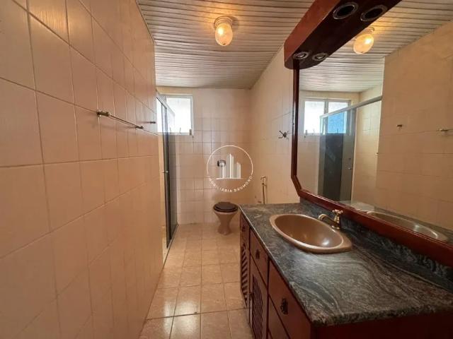 Apartamento 3 Quartos c/ 1 Suíte +1 dep de empregada Canto EST