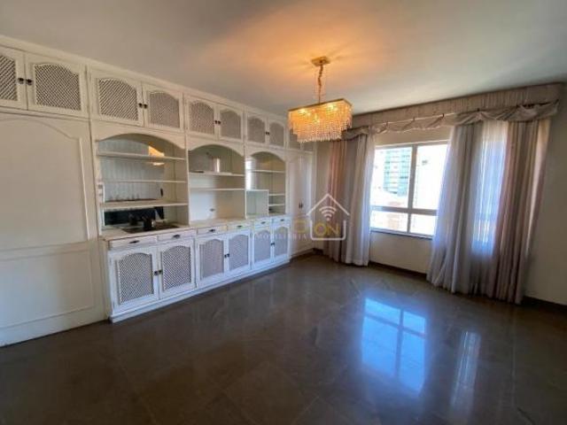 Apartamento 3 Quartos com Dependencia Gonzaga Santos