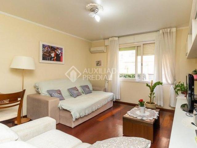 Apartamento 3 quartos com garagem no Petrópolis