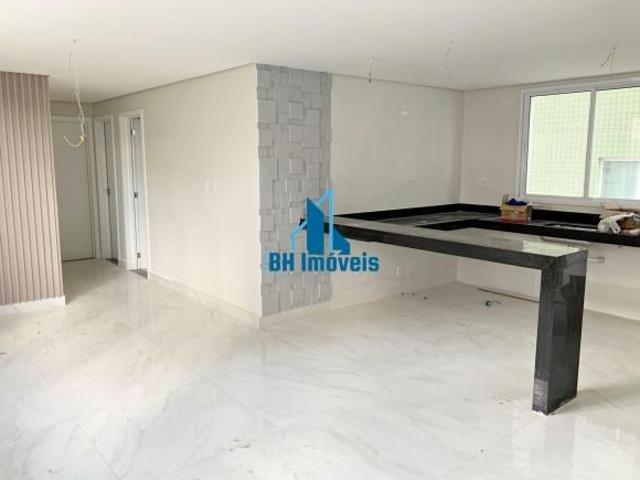 Apartamento 3 quartos com suíte de excelente acabamento no Bairro Cabral Contagem/MG