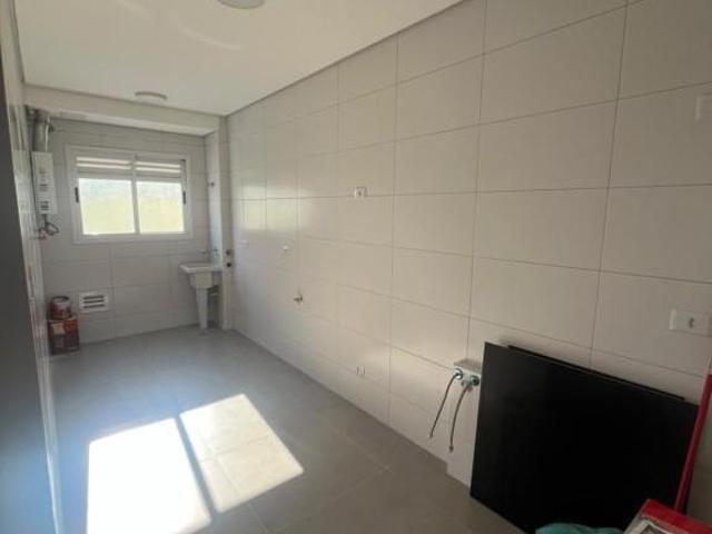 Apartamento 3 Quartos com Suíte e Garagem à Venda ou Locação no Portão