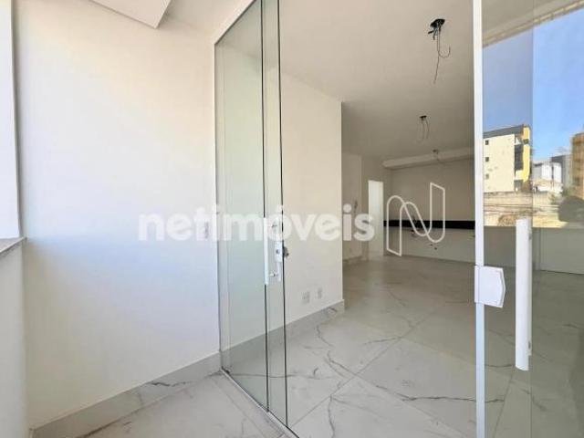 Apartamento 3 Quartos com Suíte e Elevador à Venda no Manacás