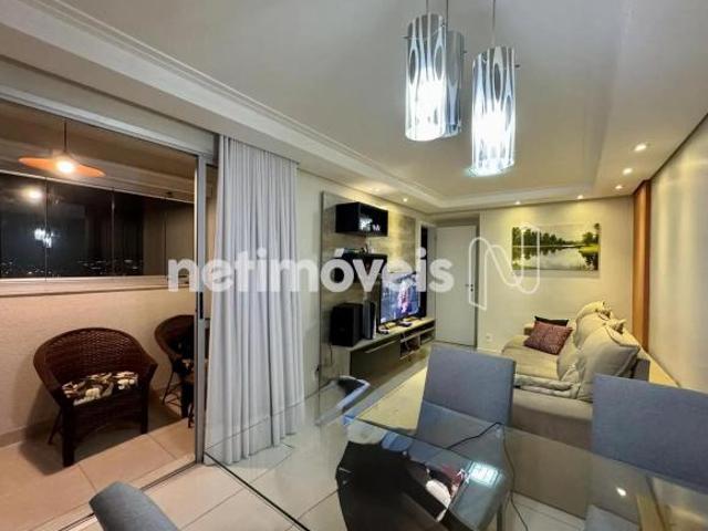 Apartamento 3 quartos com suíte e varanda à venda no Heliópolis!