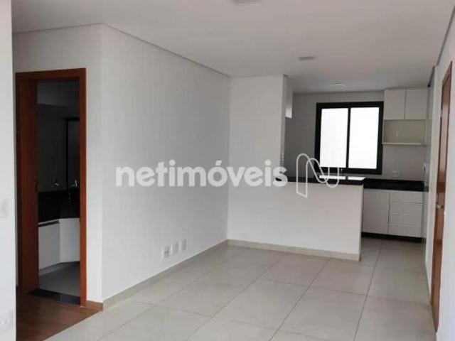 Apartamento 3 Quartos com Suíte e Varanda no Castelo