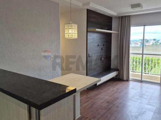 Apartamento 3 quartos, com suíte, em Condomínio Club no Tingui