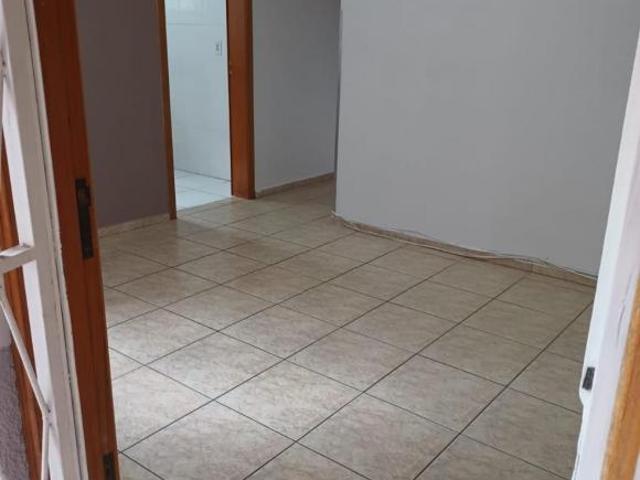 APARTAMENTO 3 QUARTOS COM VAGA E PORTARIA 24 HORAS